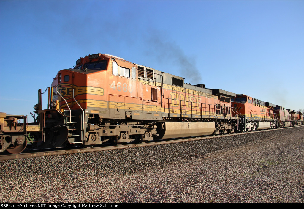 BNSF 4680